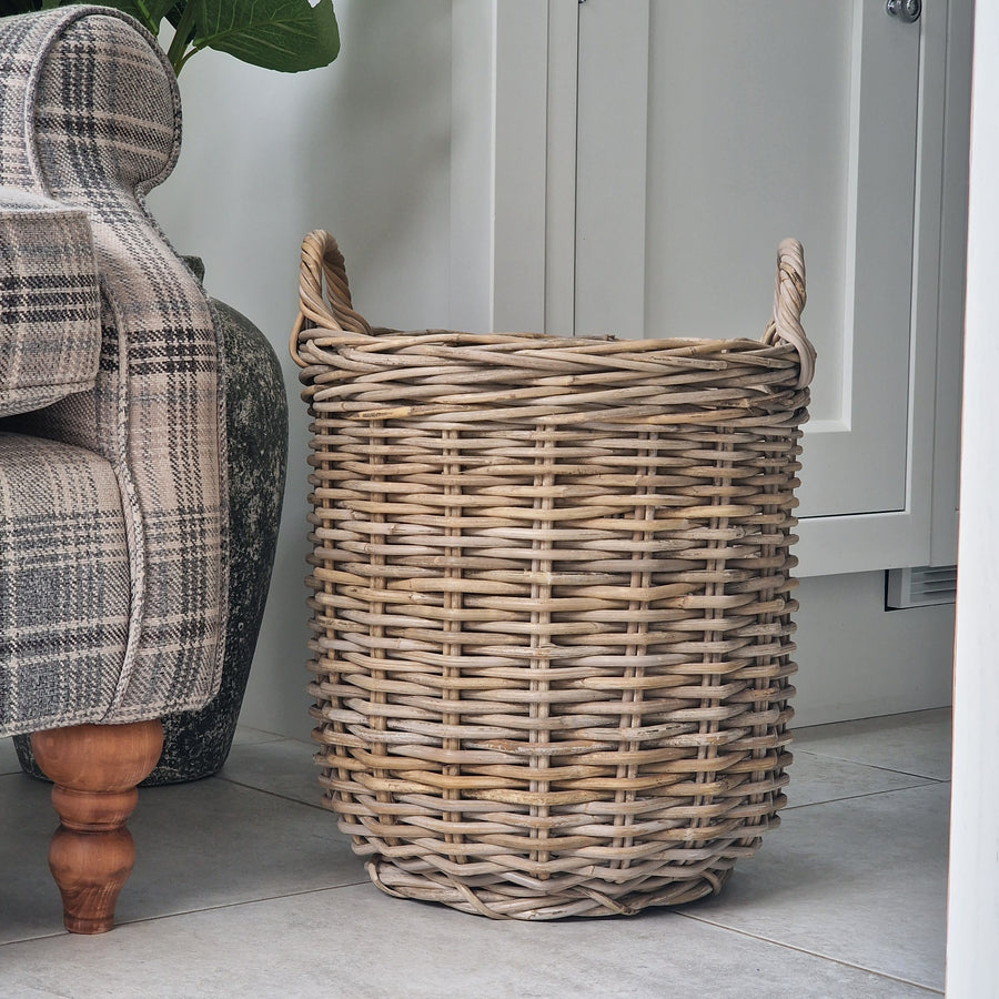 Medium Round Rattan Willow Basket – Dot and Blush